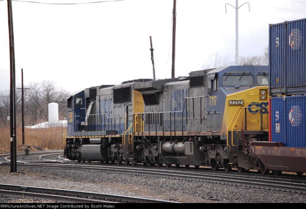 CSX 4501 & 7717